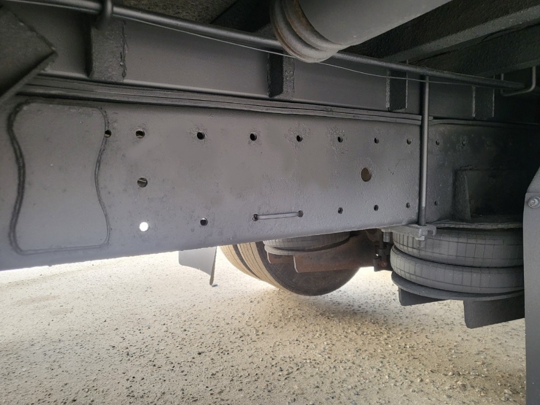 현대 메가 75톤 후축 윙바디 파워게이트 장착 무시동 히터 후방 카메라 O 윙 길이 83m 엔진 미션 윙 하부 상태 A전문가들