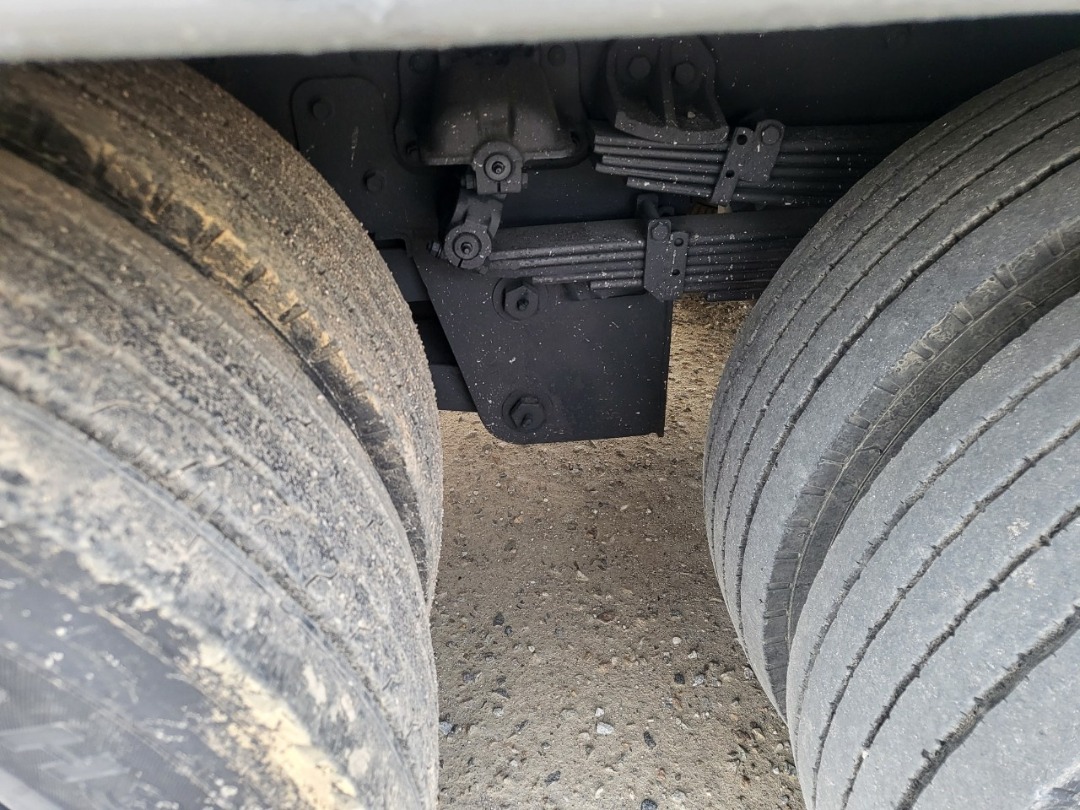 현대 메가 75톤 후축 윙바디 파워게이트 장착 무시동 히터 후방 카메라 O 윙 길이 83m 엔진 미션 윙 하부 상태 A전문가들