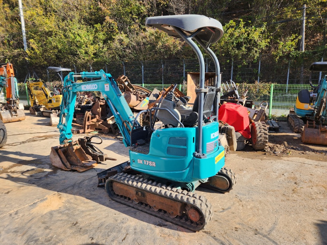 코벨코 017급 SK17 2015년 4700시간 3종 바가지 매매|전문가들