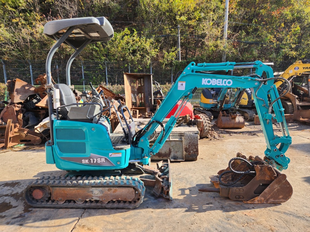 코벨코 017급 SK17 2015년 4700시간 3종 바가지 매매|전문가들