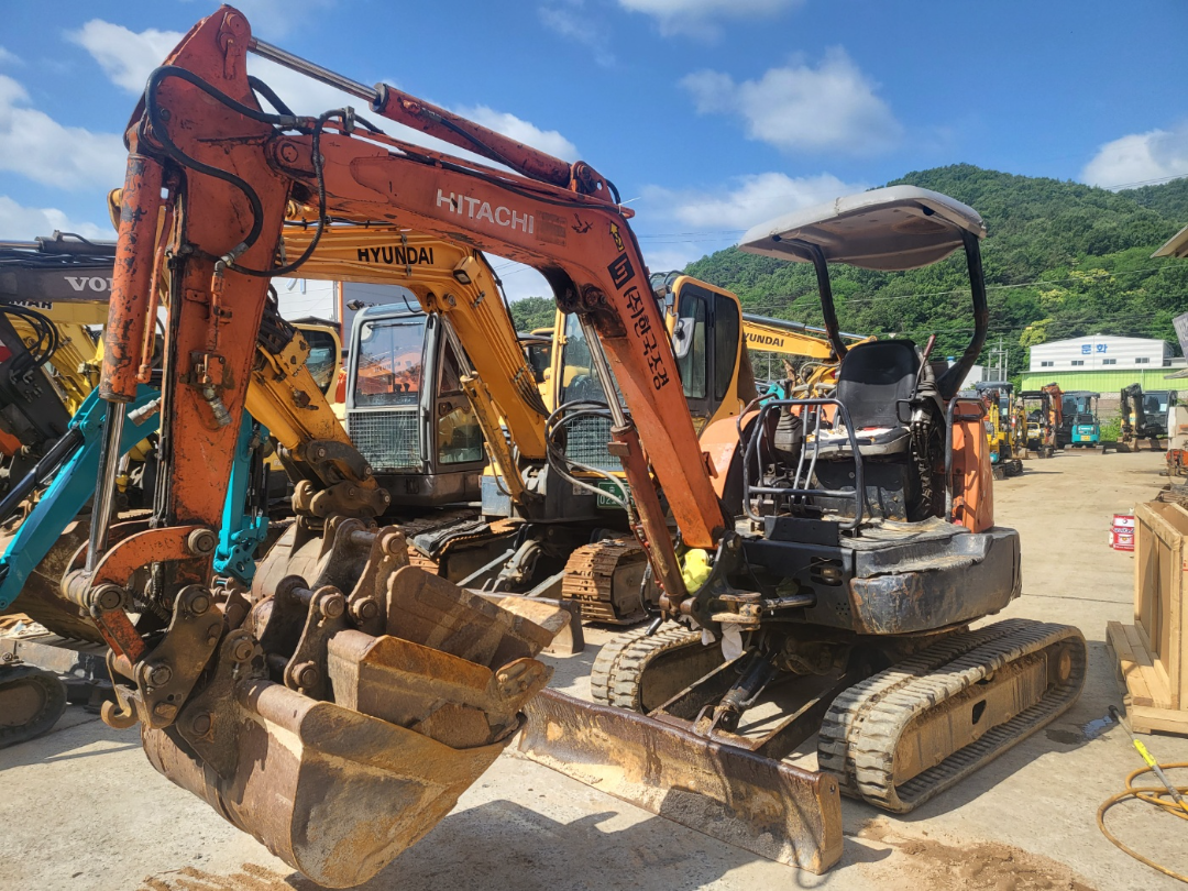 히타치 030급 3톤 미만 ZX30 2003년 3종 바가지 매매|전문가들