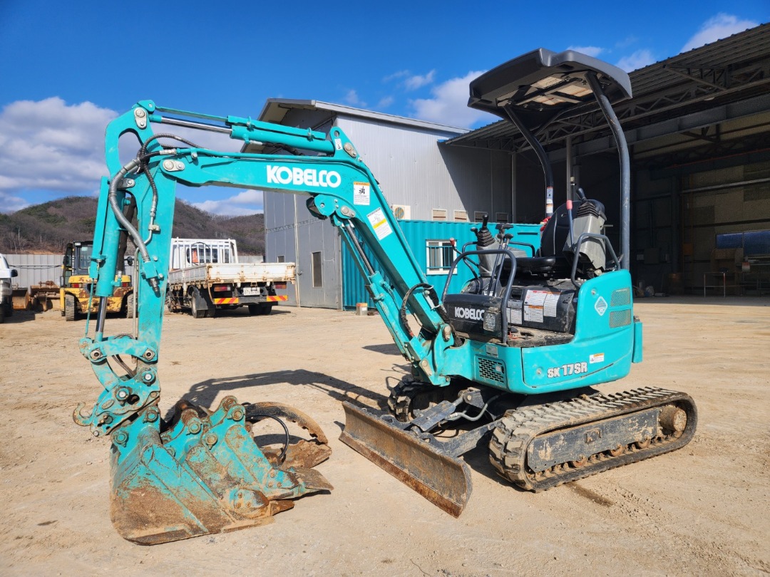 코벨코 신차급 1,7톤 SK17 2020년 300시간 3종+유압 집게 포함 매매|전문가들