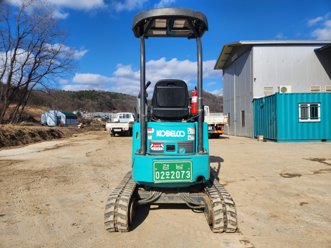 코벨코 신차급 1,7톤 SK17 2020년 300시간 3종+유압 집게 포함 매매|전문가들