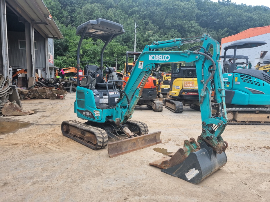 SK17 버켓3종|전문가들