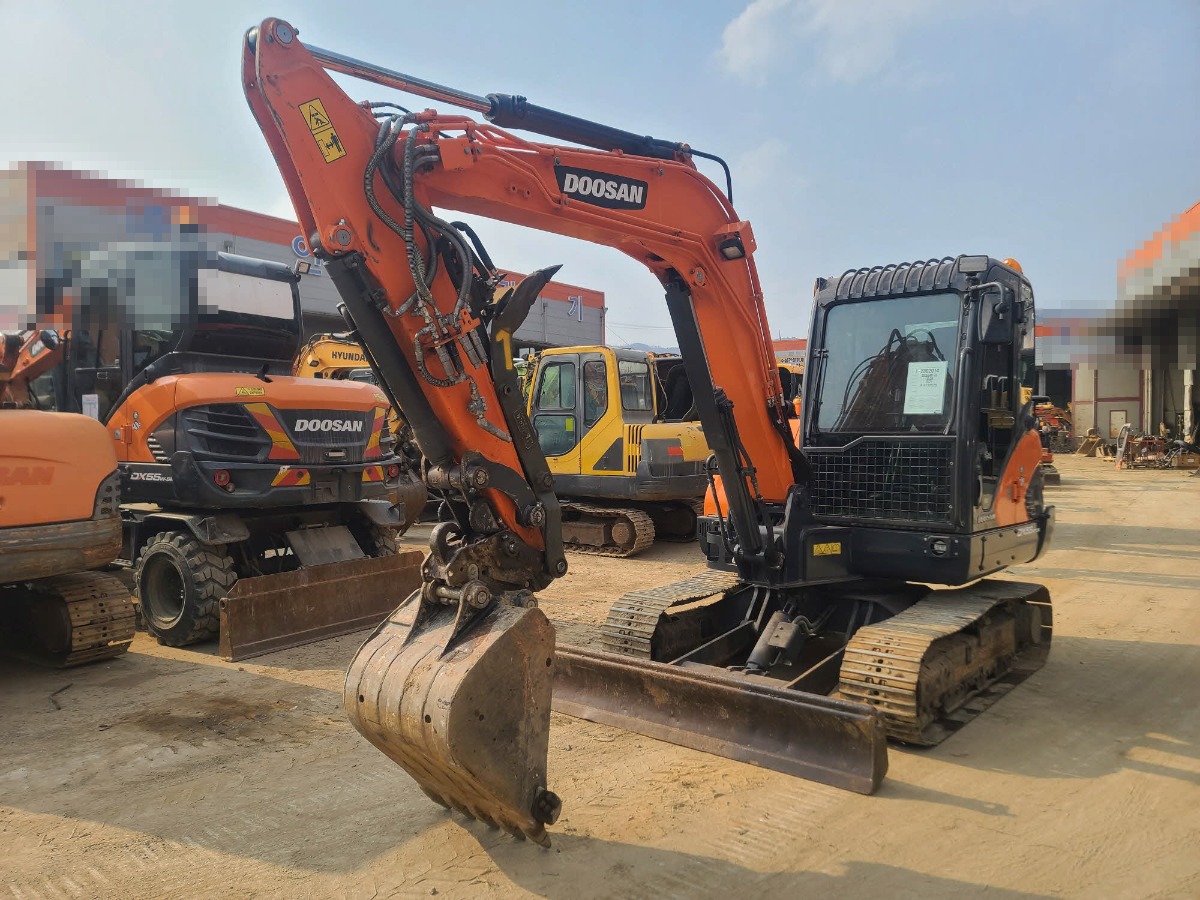 두산 DX55MT-5코집|전문가들