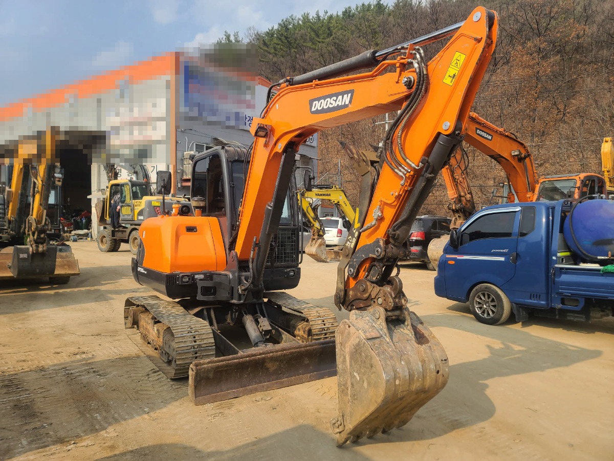 두산 DX55MT-5코집|전문가들