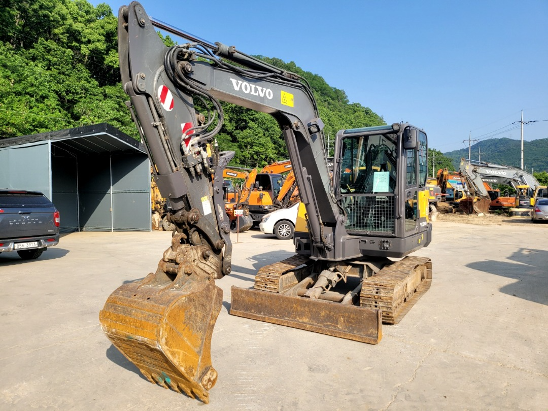 EC60E(17) 산판코집 3200만원|전문가들