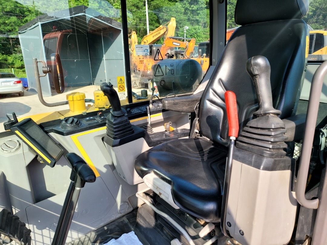 EC60E(17) 산판코집 3200만원|전문가들