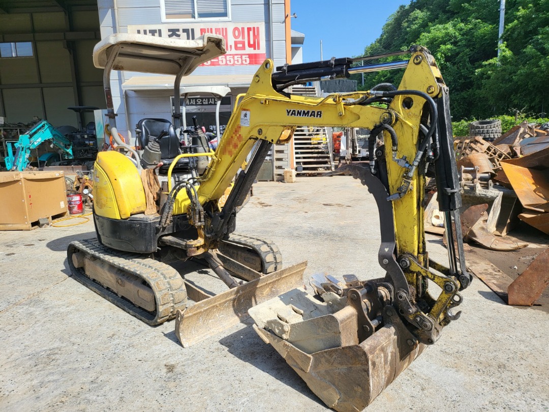 얀마 중고 미니 포크레인 Vio20 2016년식 집게 장착 매매합니다전문가들