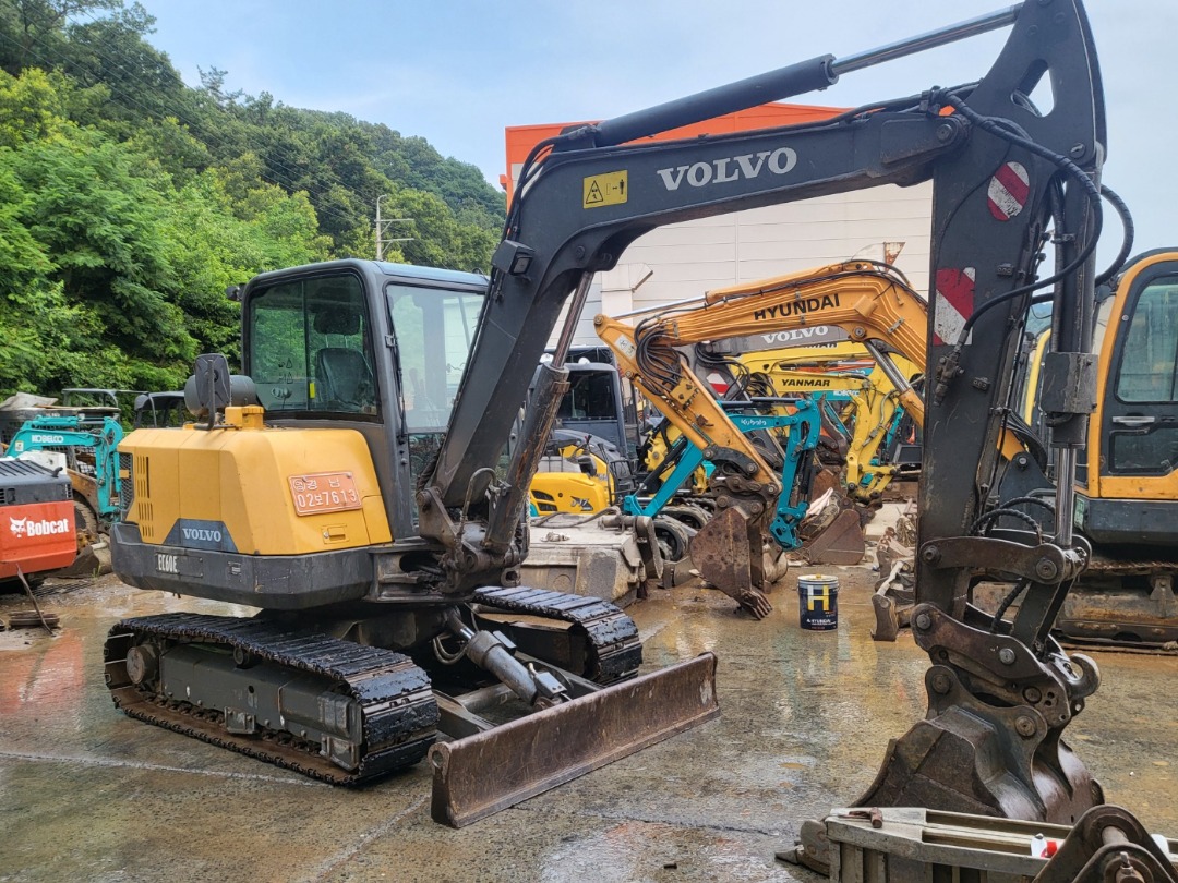 볼보 EC60E 2017년식 붐스윙 실린더 장착 판매합니다|전문가들