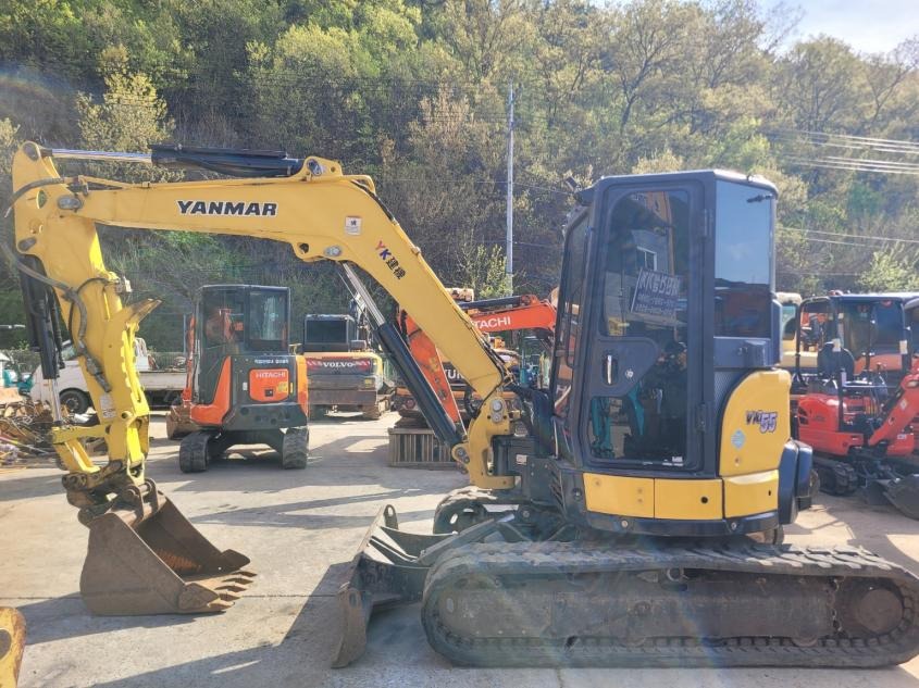 얀마 02 중고 소선회 굴삭기 Vio55 2016년식 코끼리집게 고무트랙 판매합니다전문가들