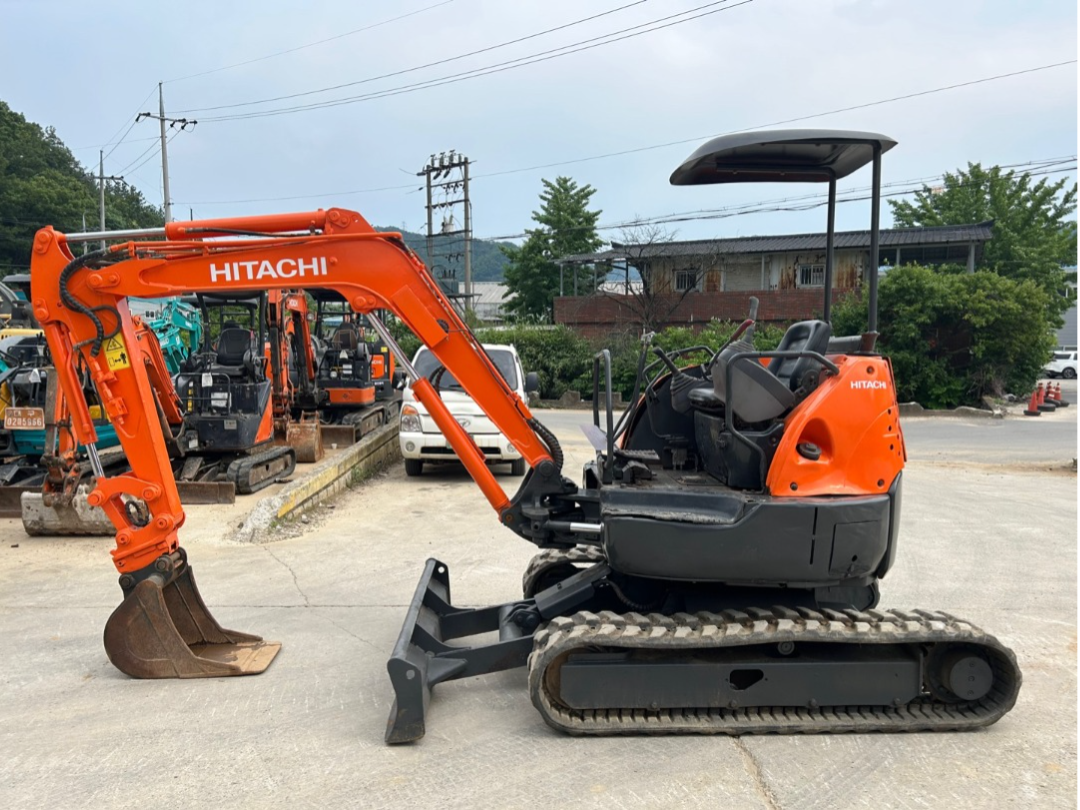 히타치 ZX30 판매합니다.|전문가들