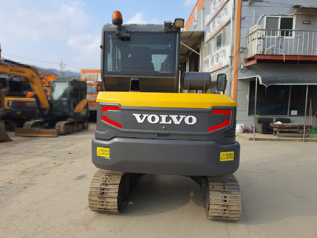 볼보 EC60E 2017년 04월 코끼리집게|전문가들