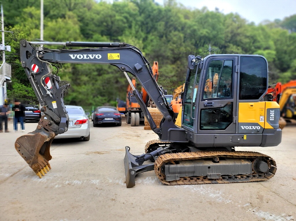 볼보 EC60E 2017년 코끼리집게|전문가들