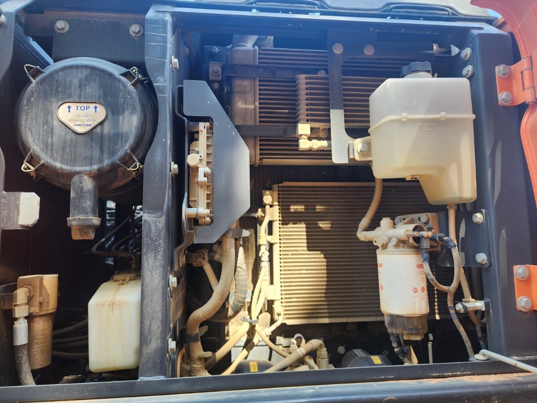 두산 DX140W 판매합니다.|전문가들